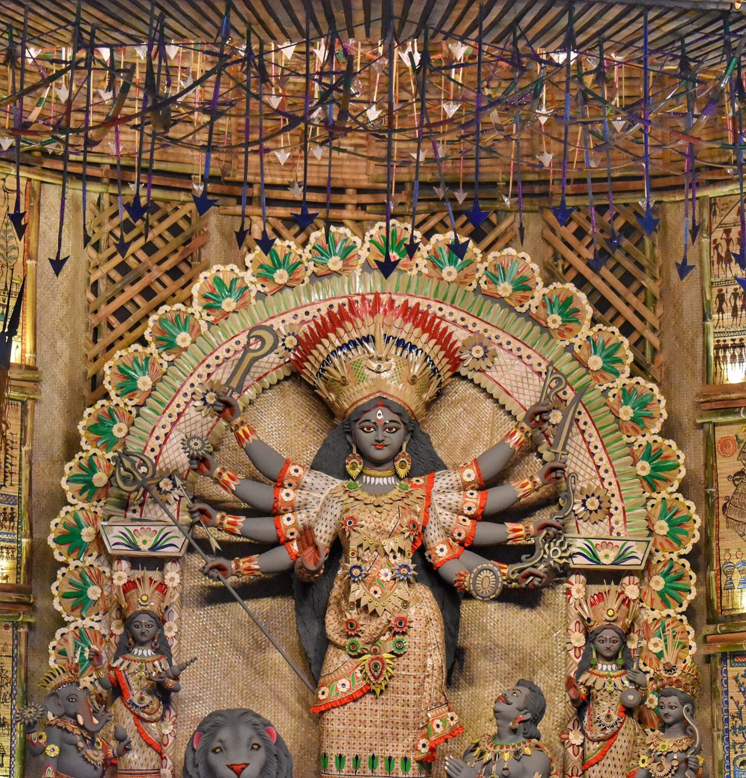 North & Central Kolkata Durga Puja 2025 Pandal Hopping